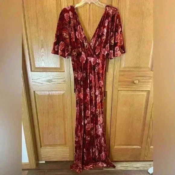 Johnny Was | Dresses | Johnny Was Jade Alanis Maxi Velvet Silk Red ...